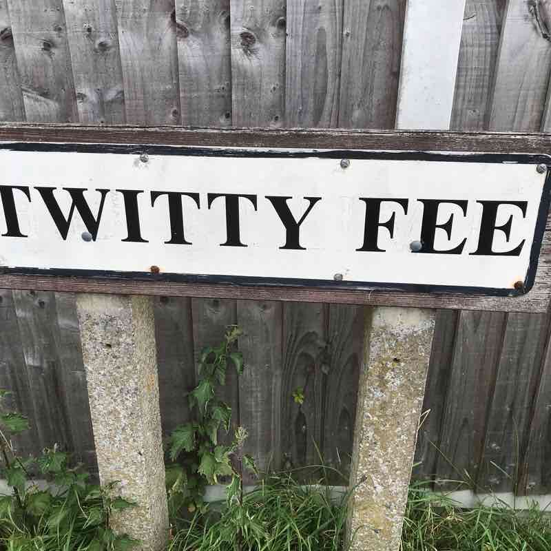 Twitty Fee and Danbury Woods | Walking Map