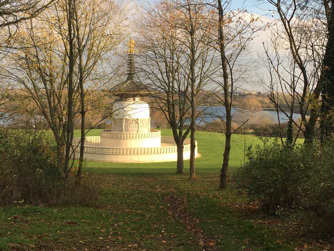 River Ouzel trek Walk Trail - Great Linford, Milton Keynes, England | Pacer