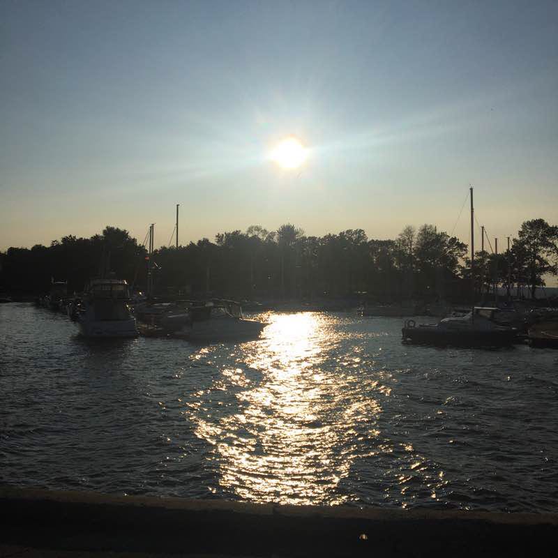 The pier Walk Trail - Hudson, Quebec, Canada | Pacer