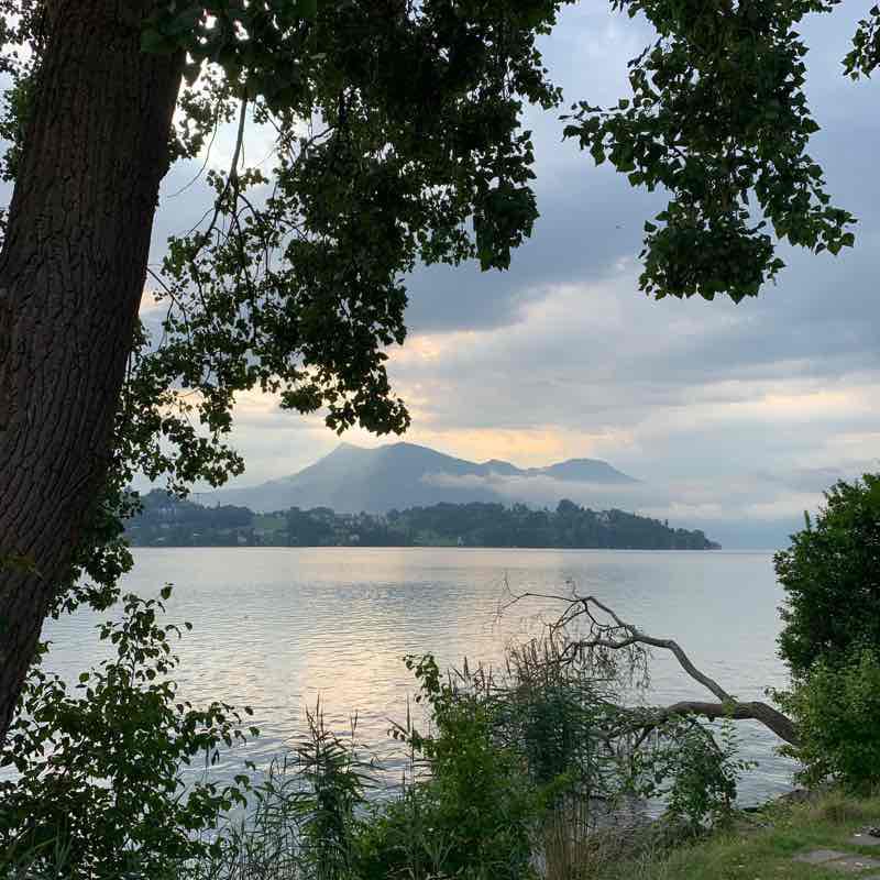 Lucerne-Matthof-Castle Meggerhorn in Luzern | Walking Map