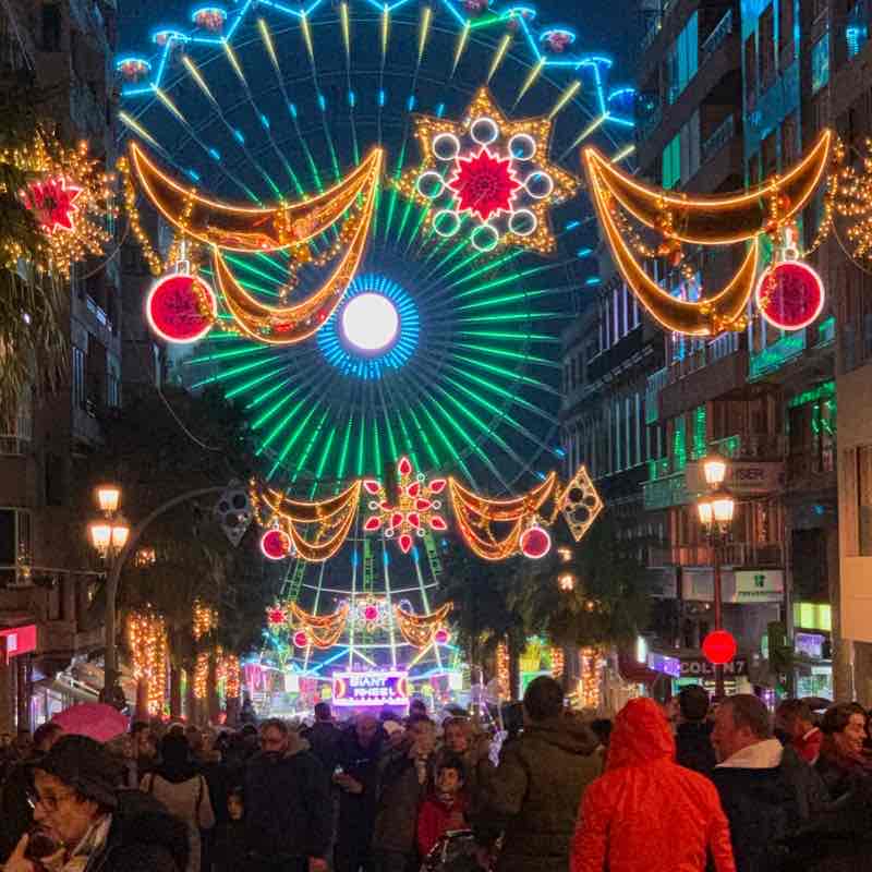 Christmas in downtown Vigo. in Galicia | Walking Map